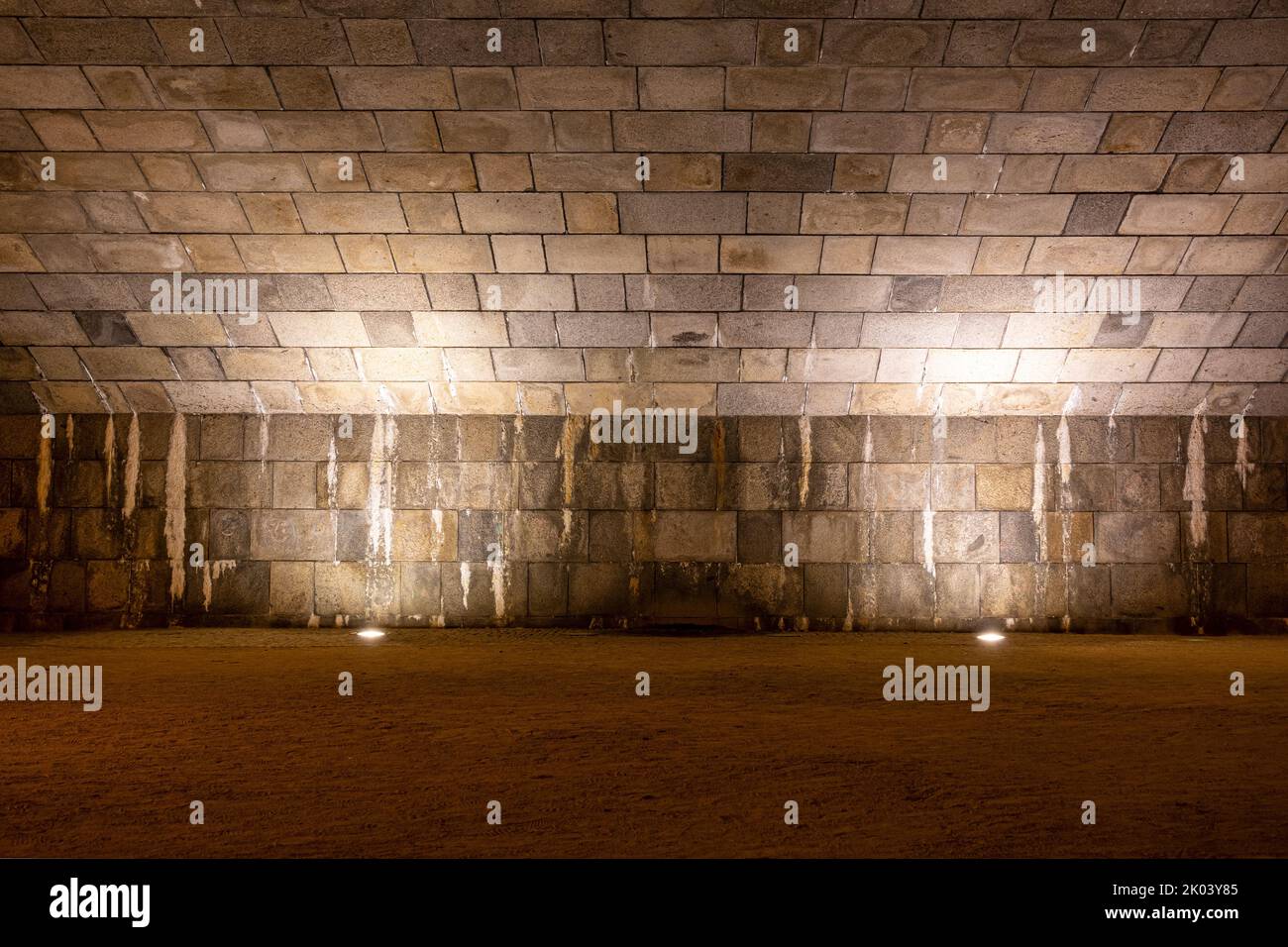 Bottom view an old bridge Stock Photo - Alamy