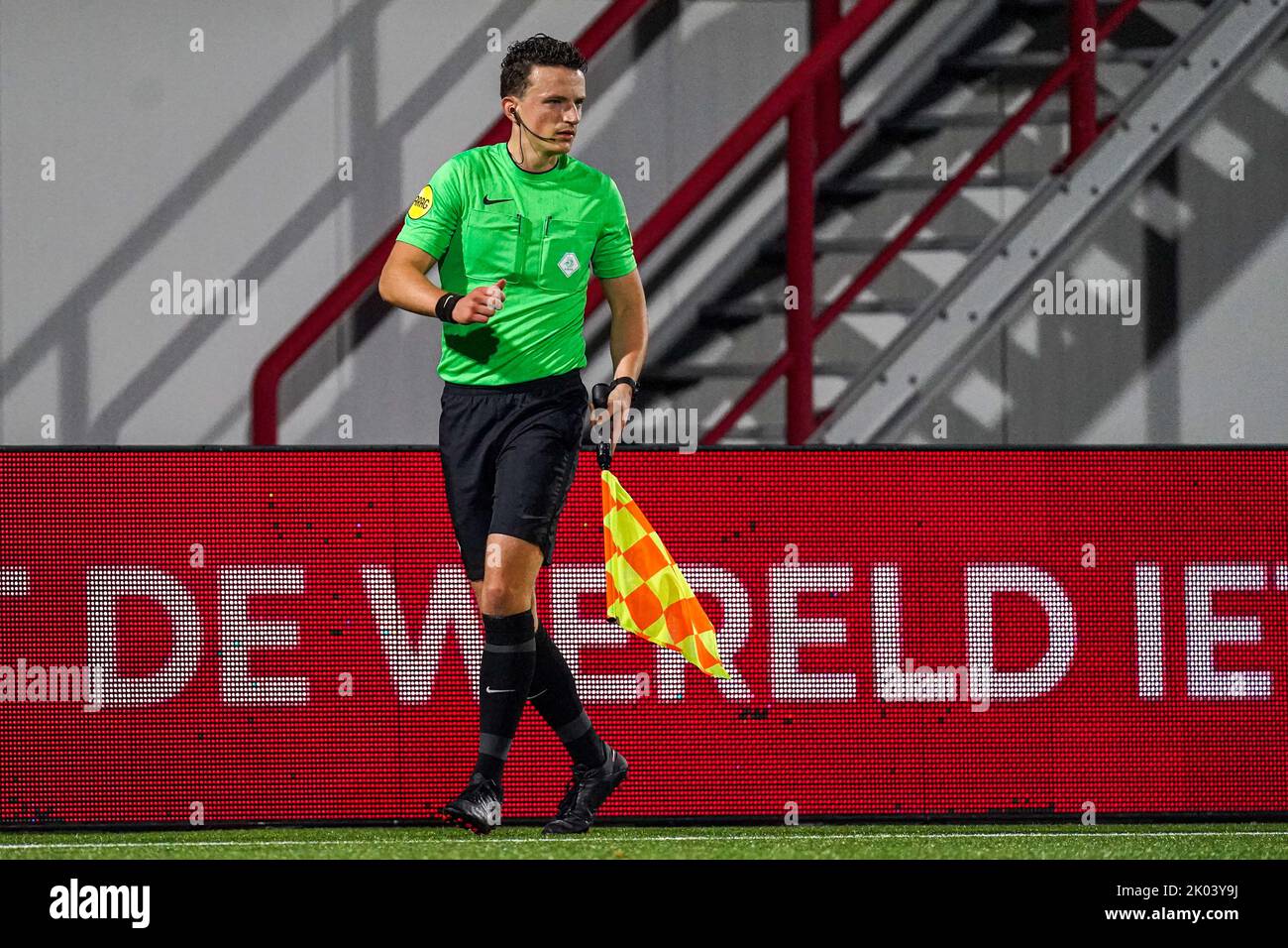 OSS, NETHERLANDS - SEPTEMBER 9: Assistent Referee Rick van Rijn during ...