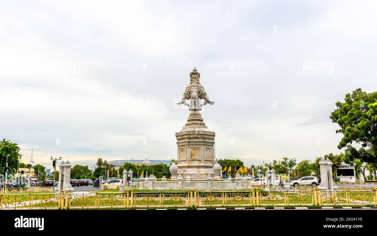 BANGKOK, THAILAND - 1.11.2019: Famous white elephant statue with four ...