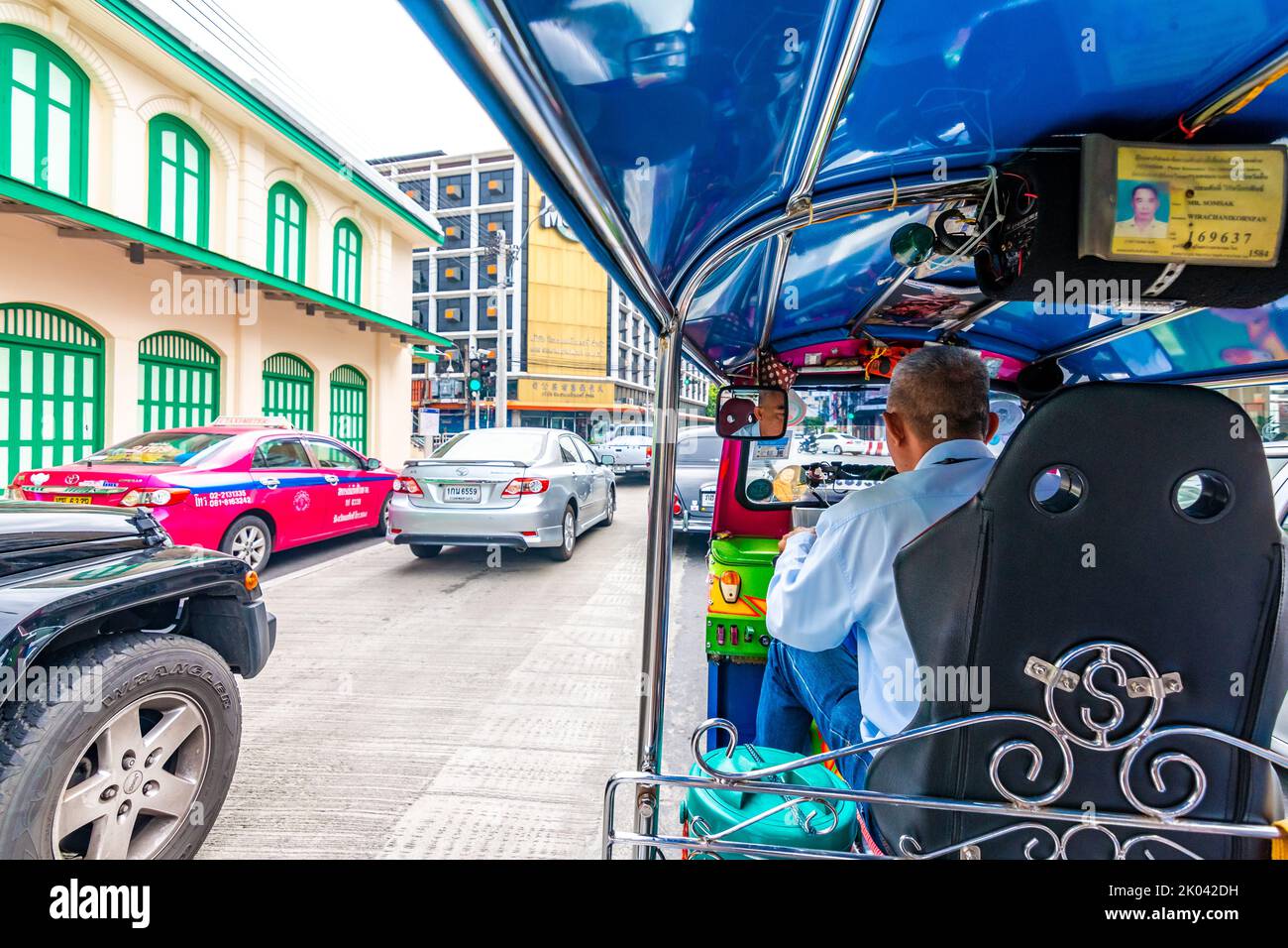 Rear view of tuk tuk driver hi-res stock photography and images - Alamy