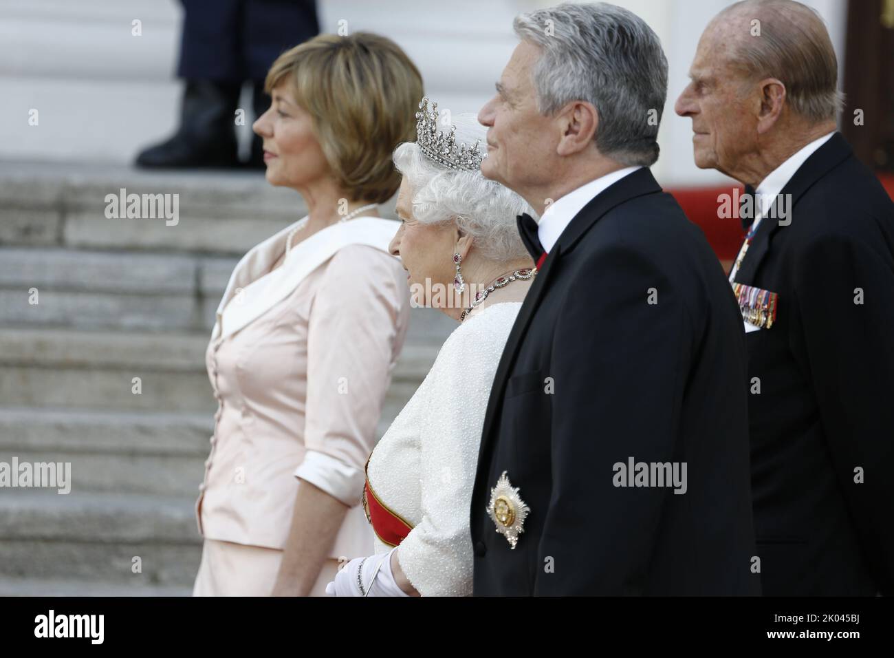 Queen elizabeth ii besuch hi-res stock photography and images - Alamy