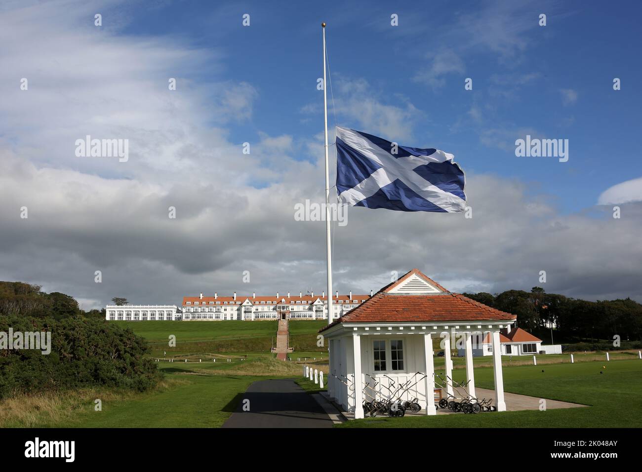 Hrh symbol hi-res stock photography and images - Alamy