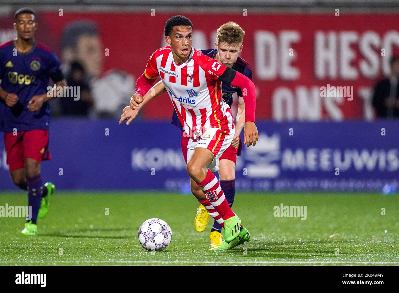 OSS, NETHERLANDS - SEPTEMBER 9: Joshua Mukeh of TOP Oss during the ...