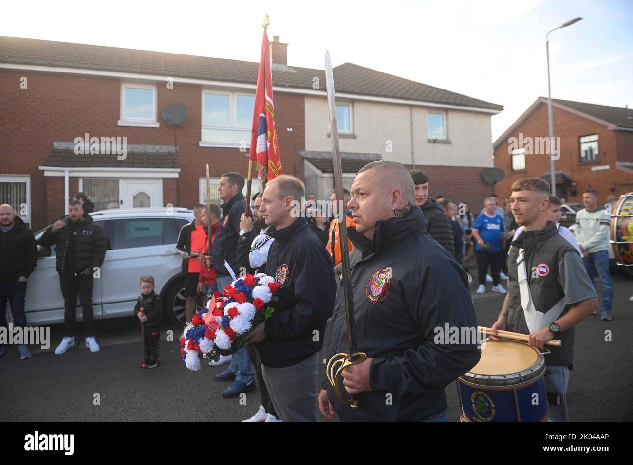Loyalist Bands and members of the public come out to mourn the loss of ...