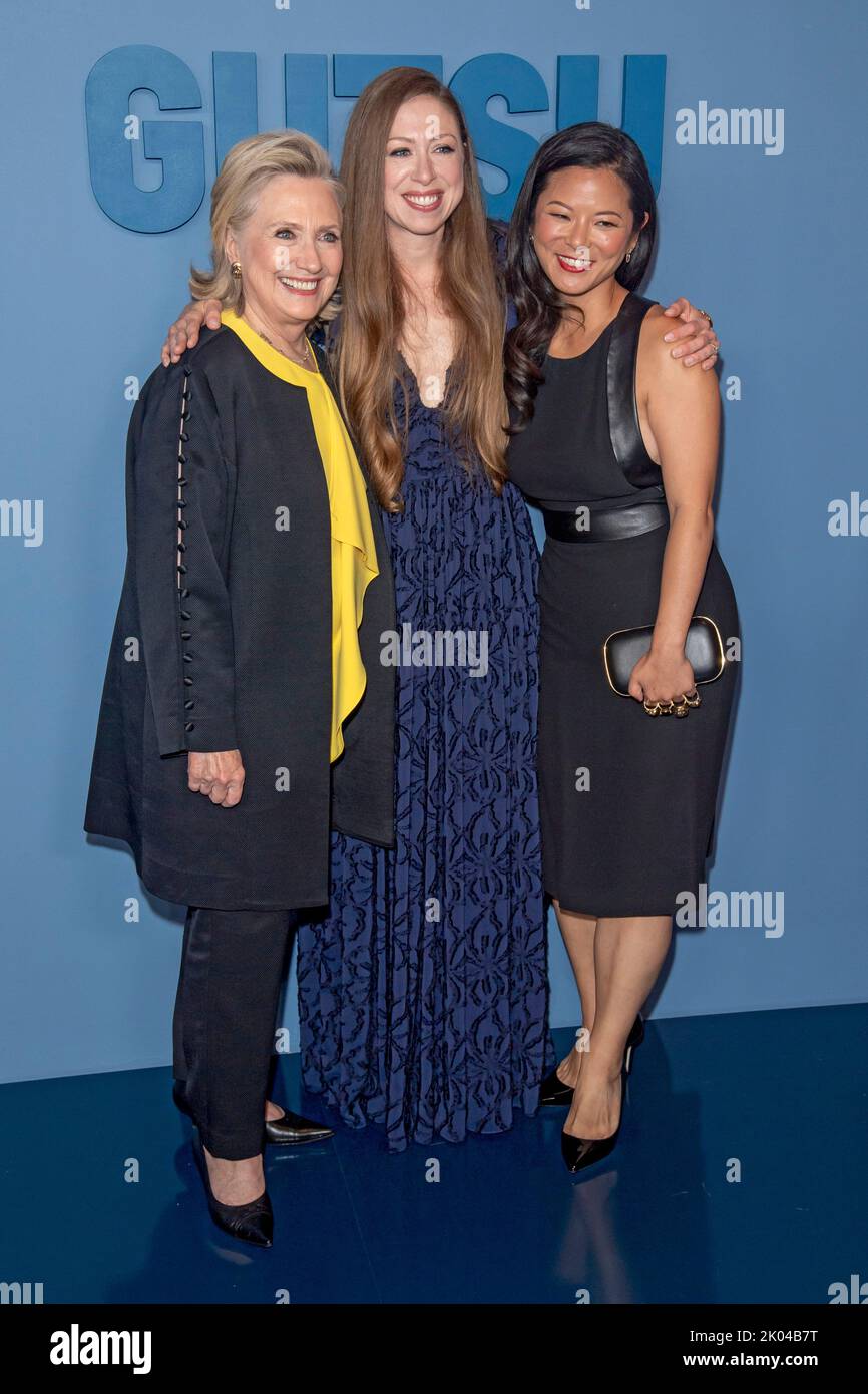 NEW YORK, NEW YORK - SEPTEMBER 08: Hillary Clinton, Chelsea Clinton and ...