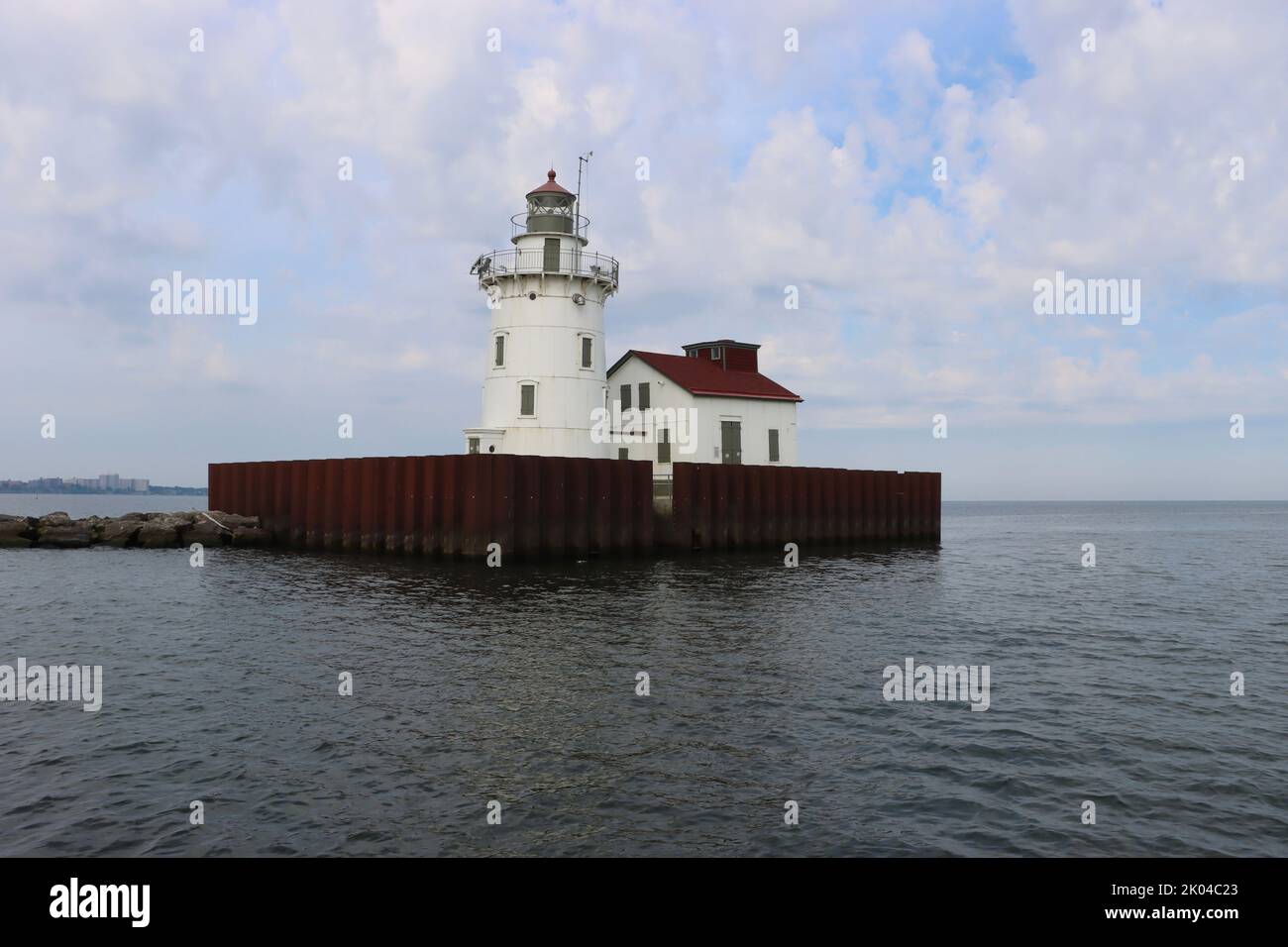 Cleveland Harbor West Pierhead Lighthouse at the entrance to Cleveland ...