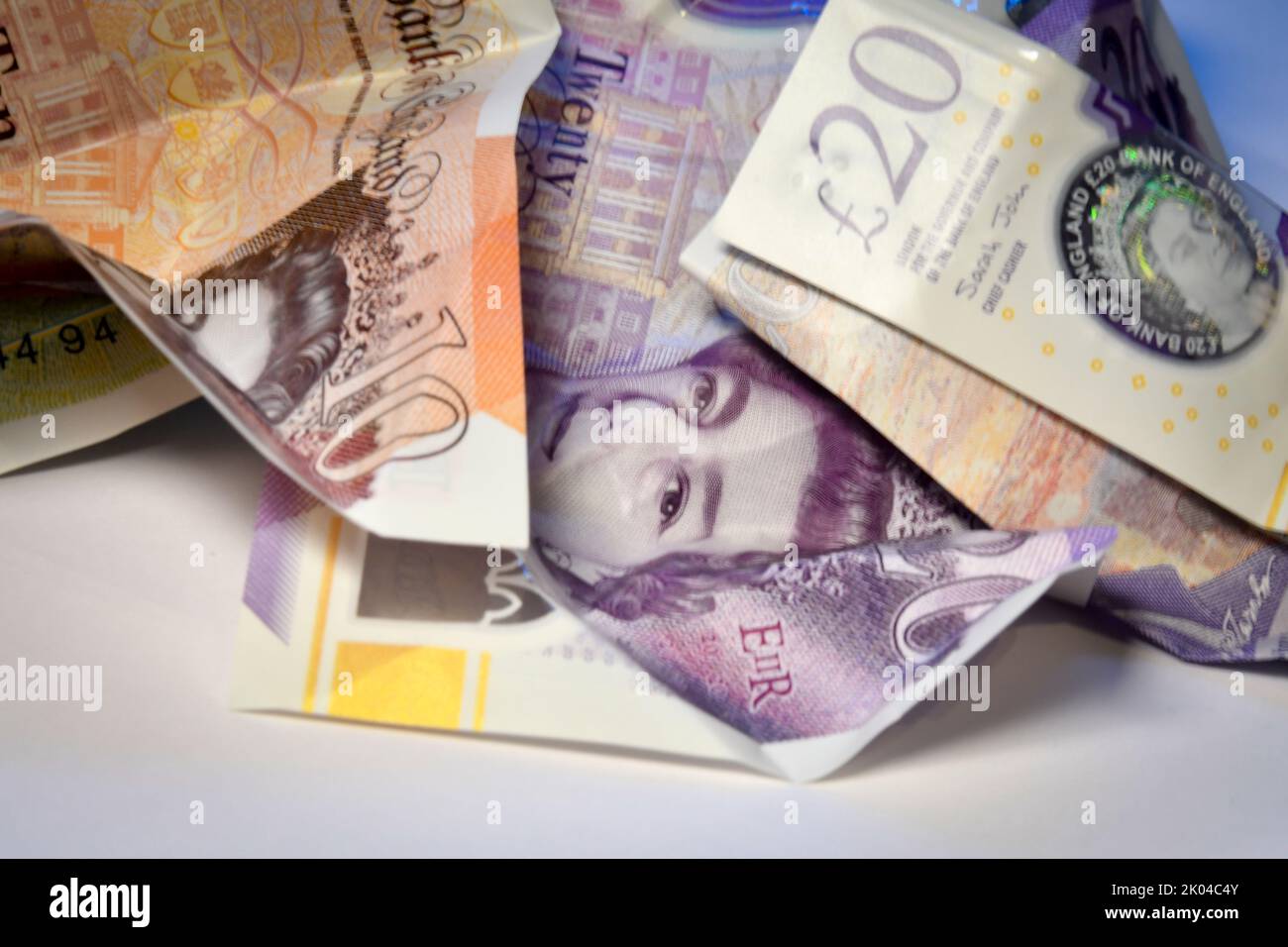 the Queen on bank notes Stock Photo - Alamy
