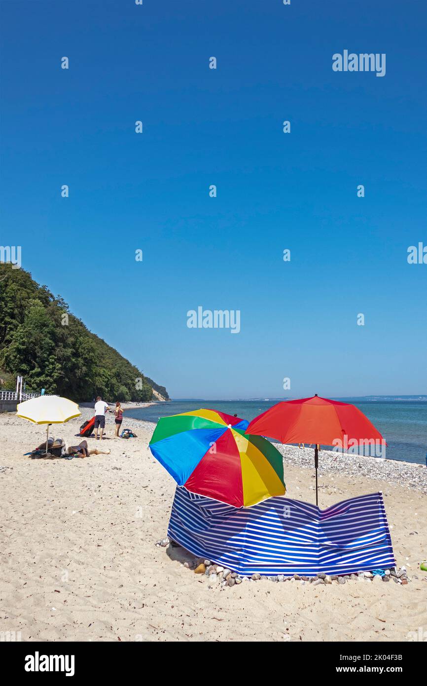Blue beach wind screen hi-res stock photography and images - Alamy