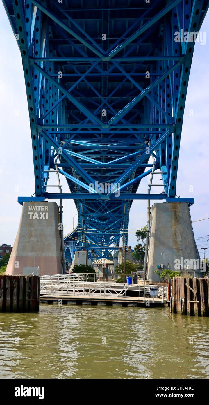 Metal riveted cantilever deck truss hi-res stock photography and images ...