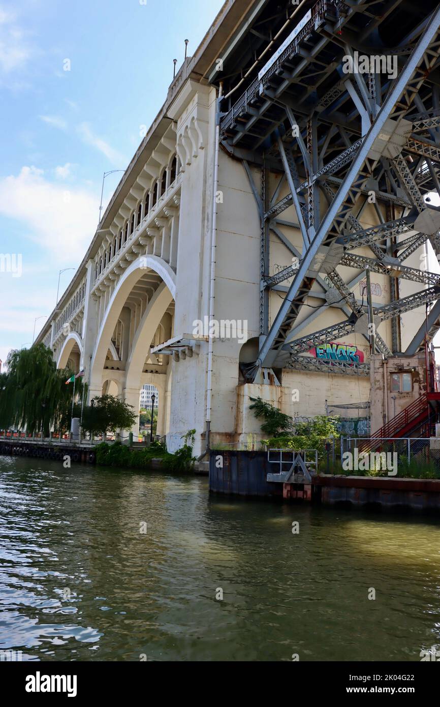 3,112-foot-long (949 m) Detroit–Superior Bridge (officially known as ...