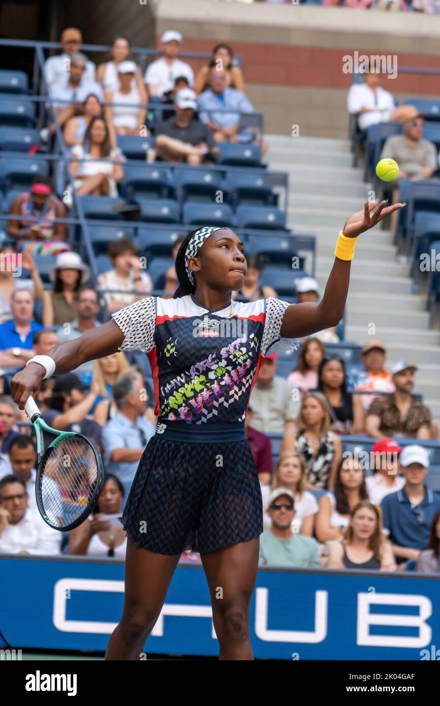 Coco Gauff (USA) competing at the 2022 US Open Stock Photo - Alamy