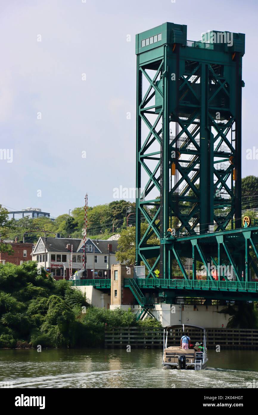Columbus road lift bridge hi-res stock photography and images - Alamy