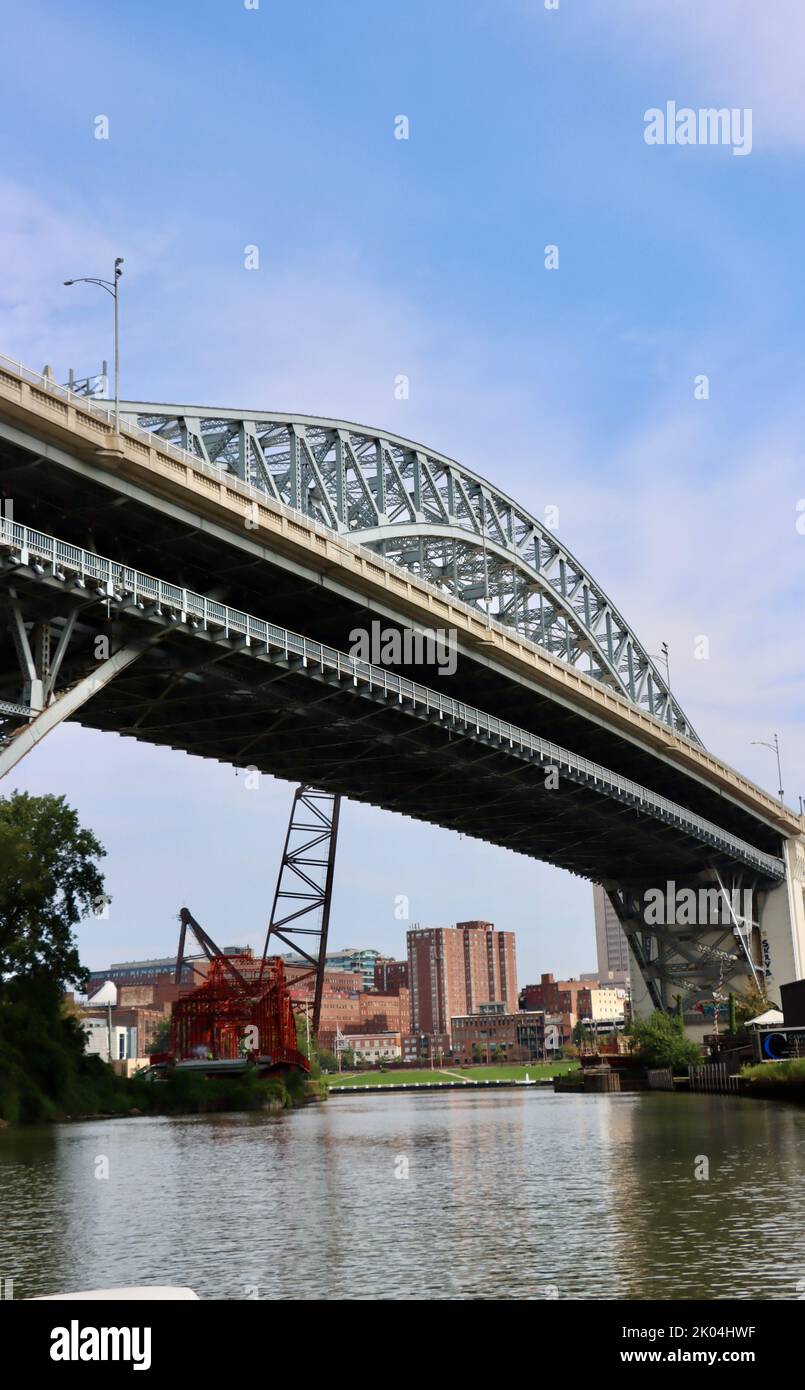 3,112-foot-long (949 m) Detroit–Superior Bridge (officially known as ...