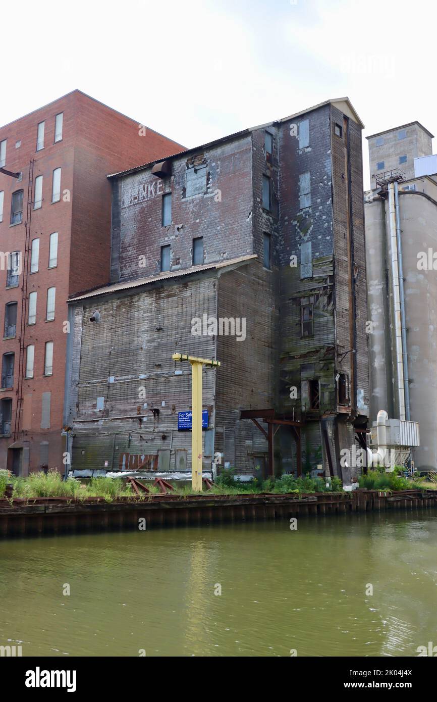 Old buildings on Cuyahoga river, Cleveland, Ohio Stock Photo - Alamy