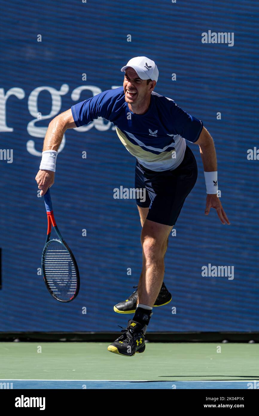 Andy Murray (GBR) competing at the 2022 US Open Stock Photo - Alamy