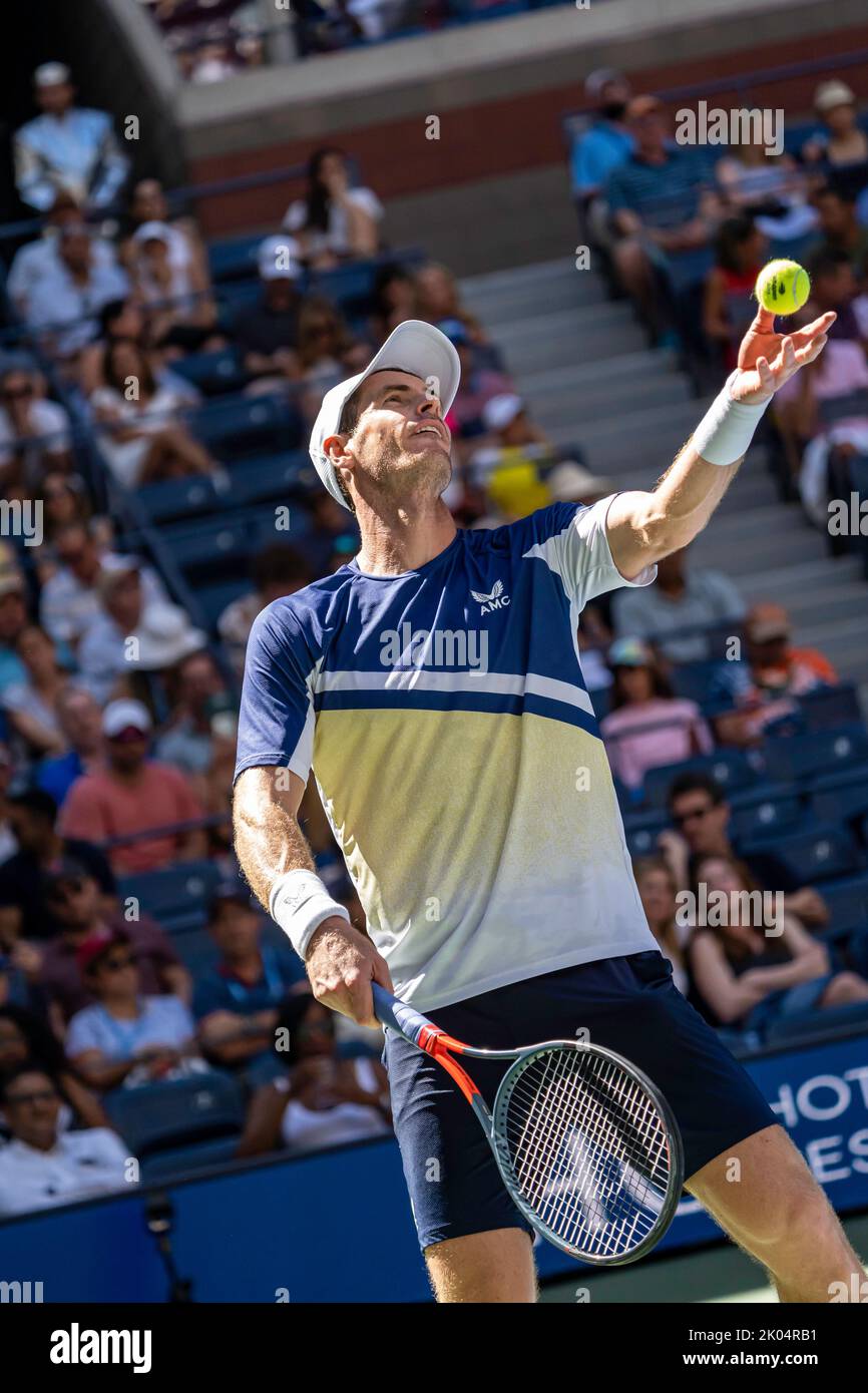 Andy Murray (GBR) competing at the 2022 US Open Stock Photo - Alamy