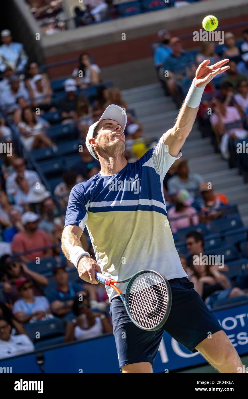 Andy Murray (GBR) competing at the 2022 US Open Stock Photo - Alamy