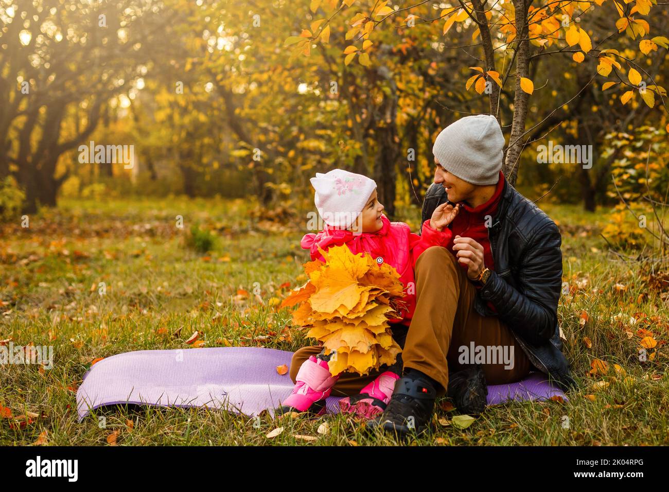 happy father and daughter on autumn natural background Stock Photo - Alamy