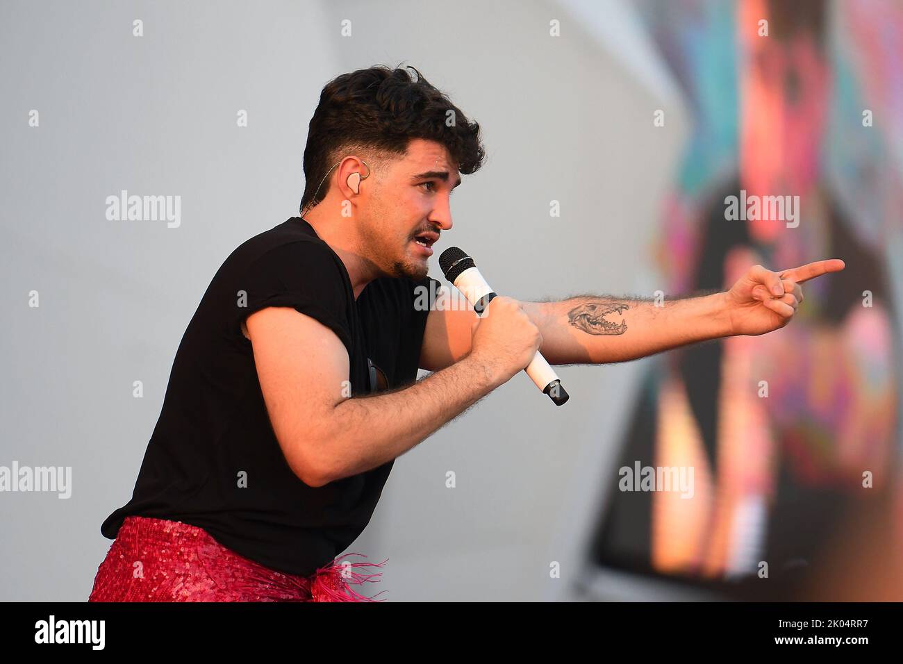 Singer jao hi-res stock photography and images - Alamy