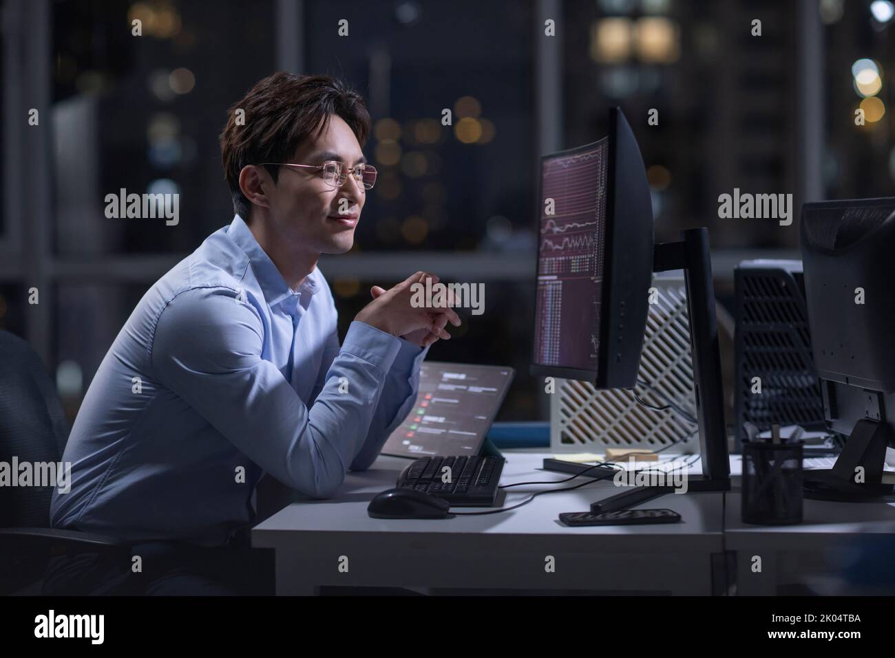 Gold trader china hi-res stock photography and images - Alamy