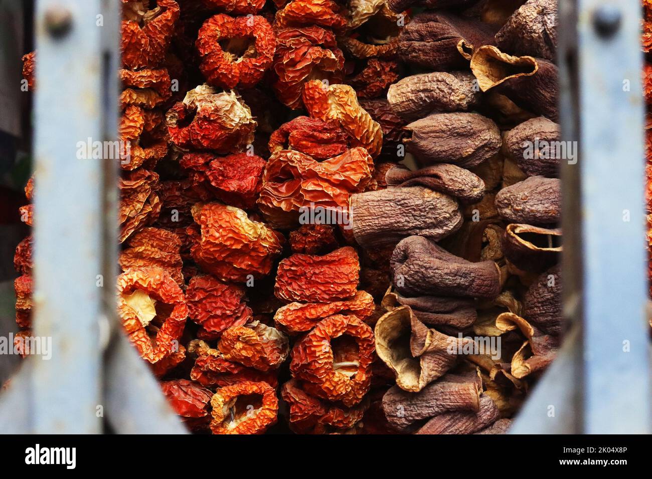 Dried chilli texture hi-res stock photography and images - Alamy