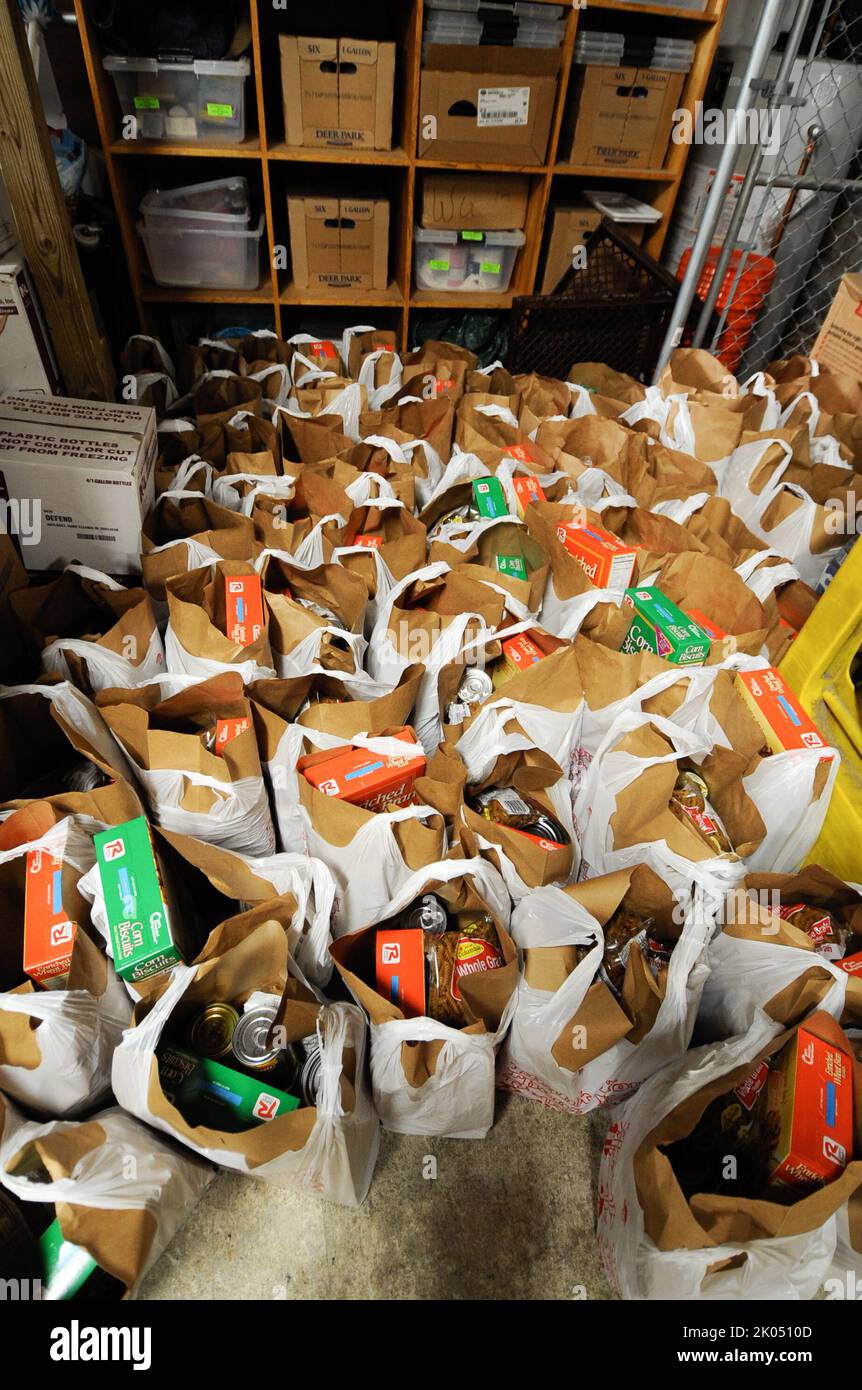 Activities at the Bread for the City Food Bank, Washington, D.C Stock ...