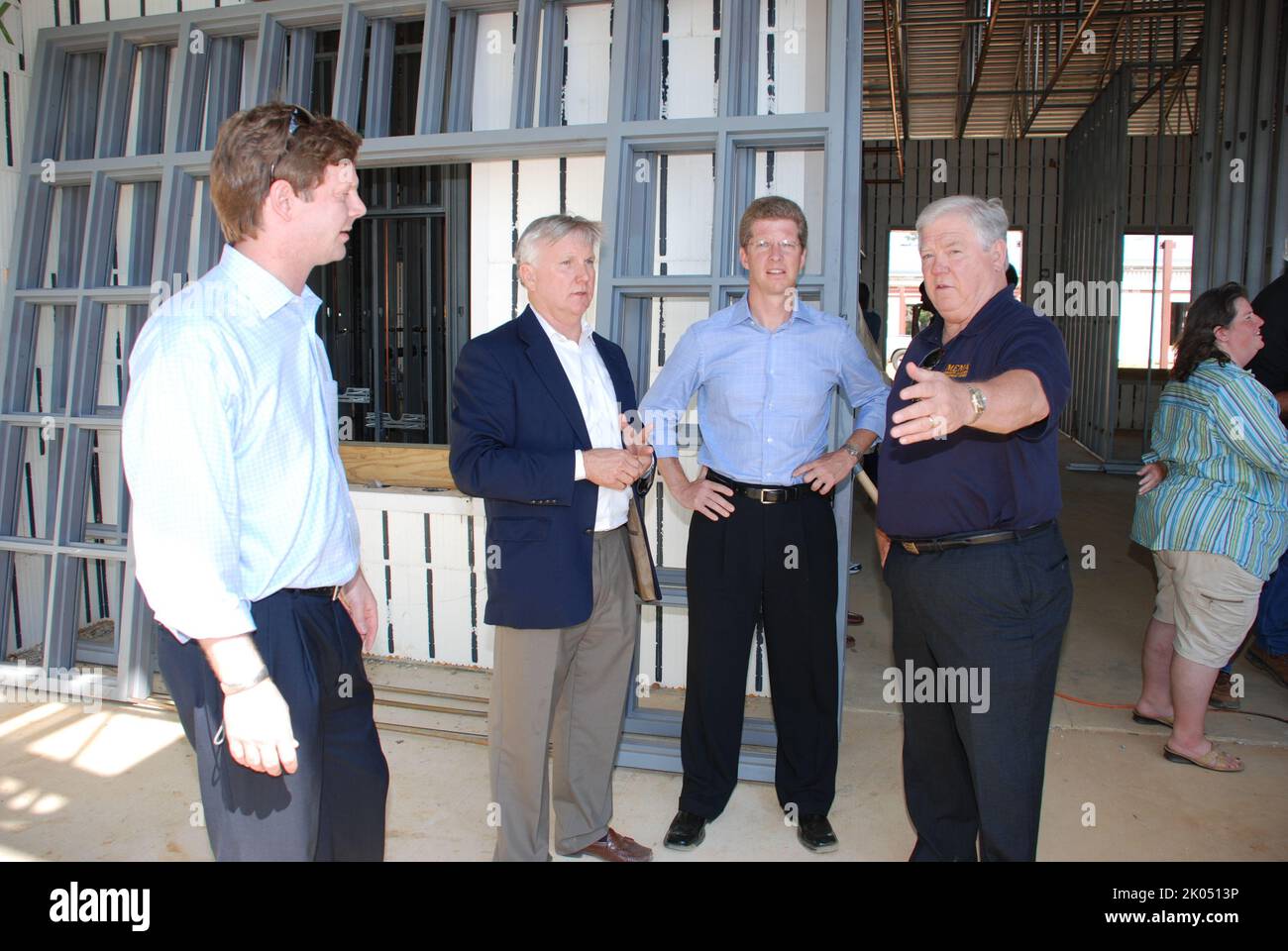 Secretary Shaun Donovan in Mississippi with Governor Haley Barbour on ...