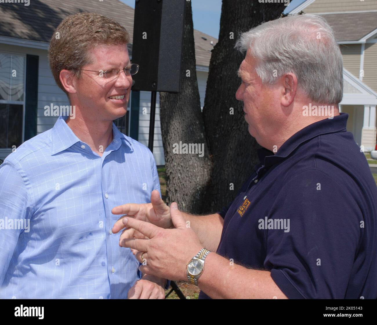 Secretary Shaun Donovan in Mississippi with Governor Haley Barbour on ...