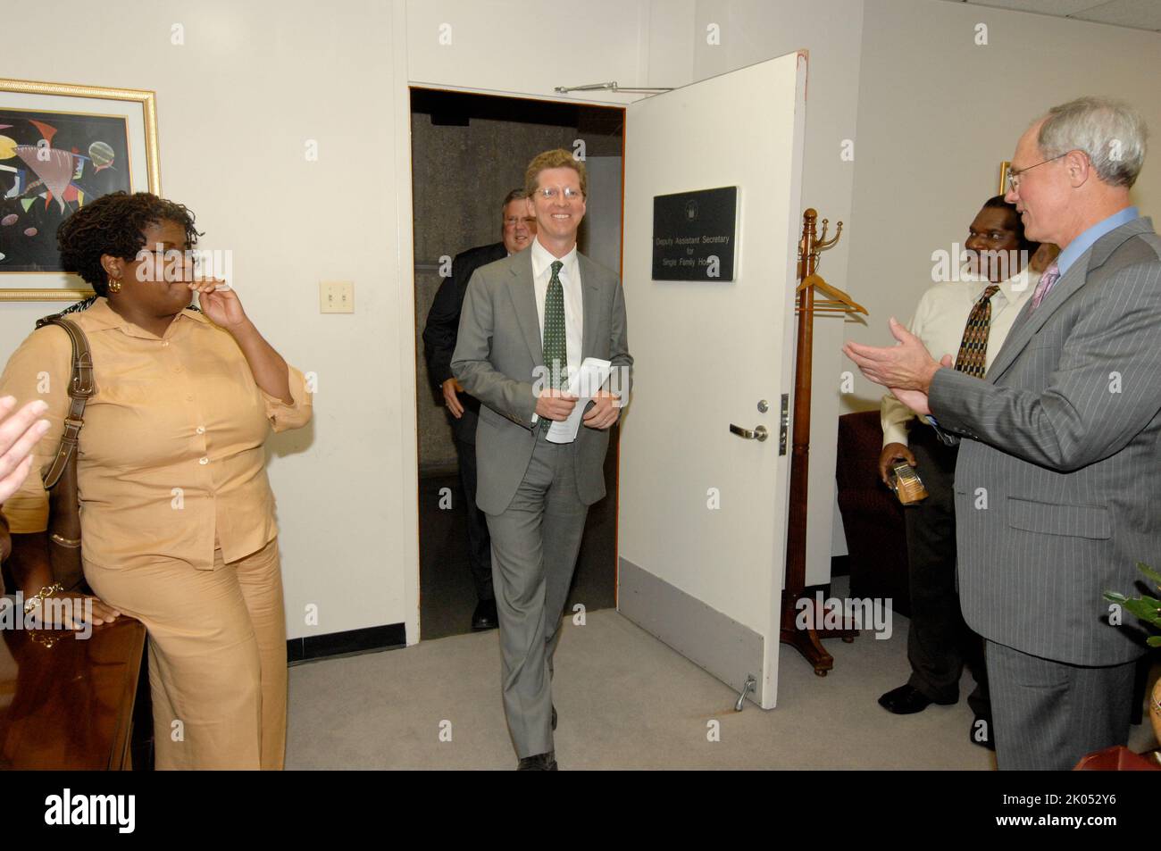 290407 - Sec Donovan Visits FHA Stock Photo - Alamy