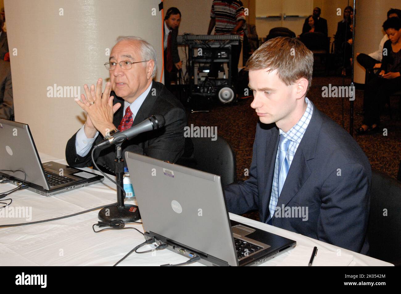 Hall meeting hi-res stock photography and images - Alamy