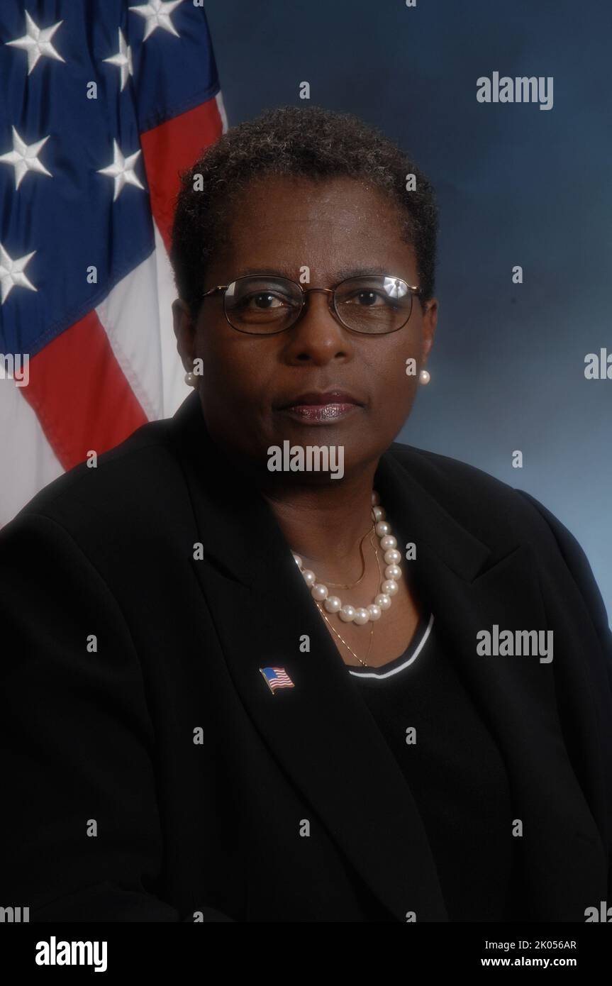 Secretary for public and indian housing hi-res stock photography and ...