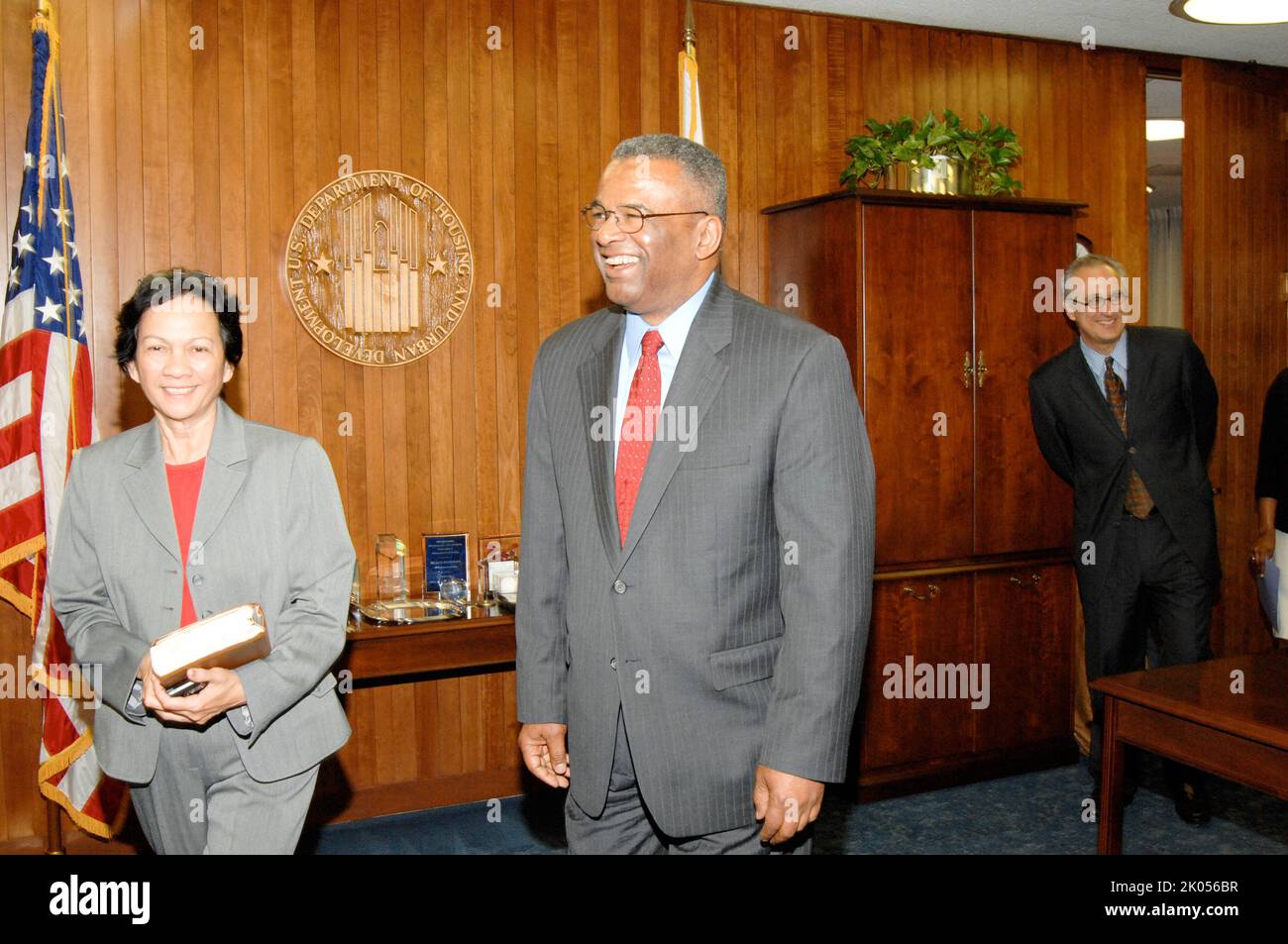Swearing in ceremony for Deputy Secretary Ron Sims, with Secretary ...