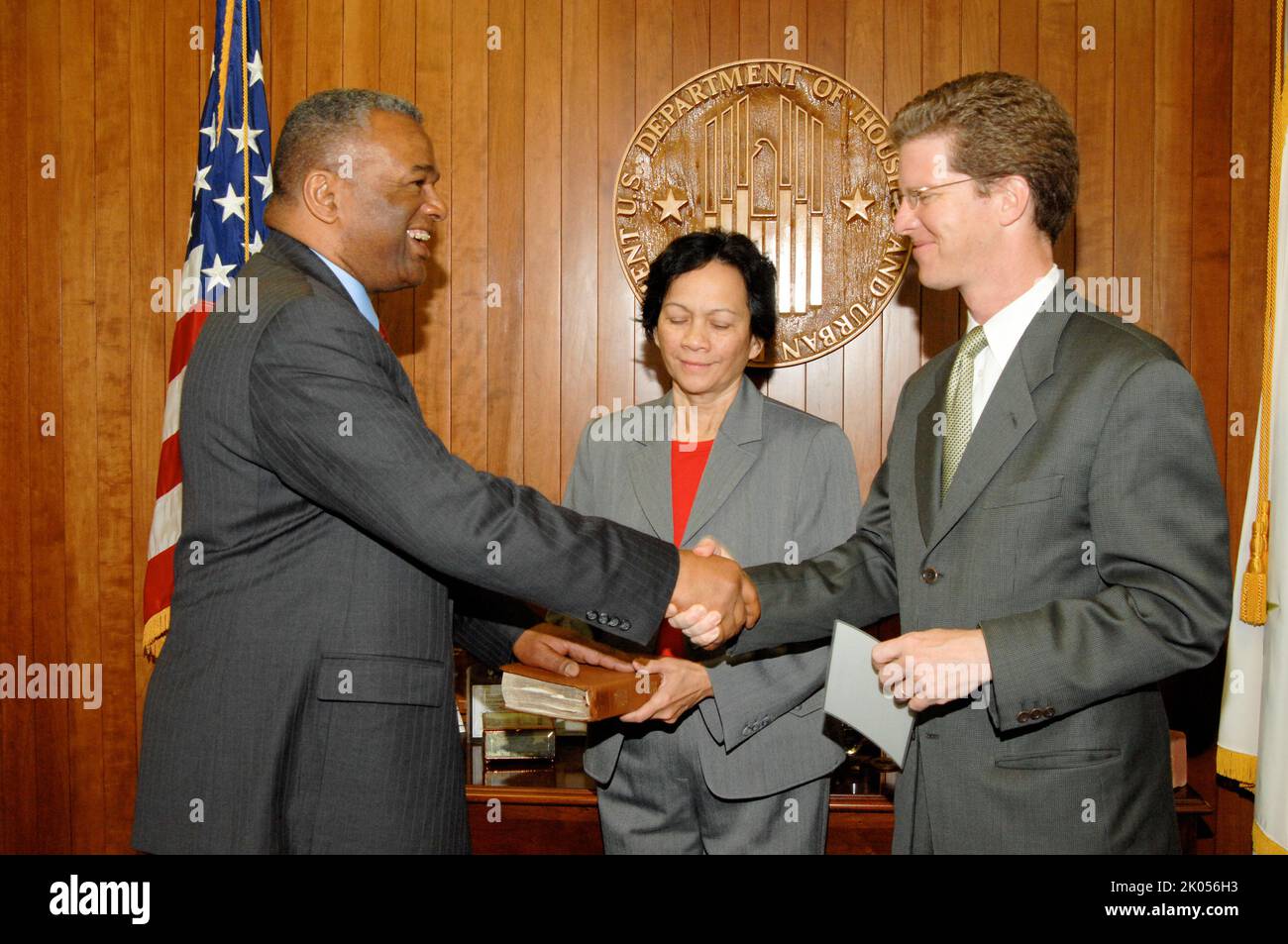 Swearing in ceremony for Deputy Secretary Ron Sims, with Secretary ...