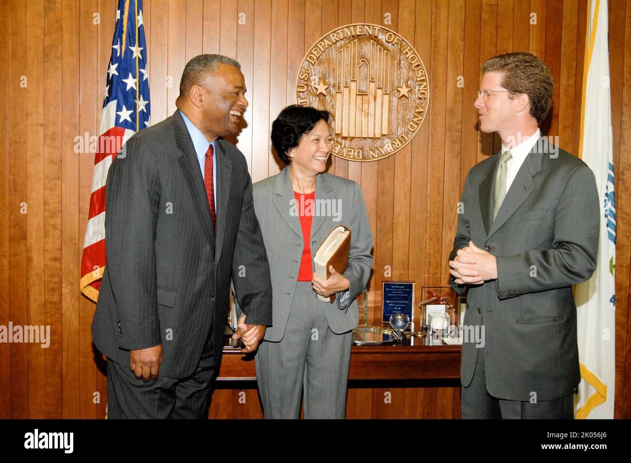 Swearing in ceremony for Deputy Secretary Ron Sims, with Secretary ...