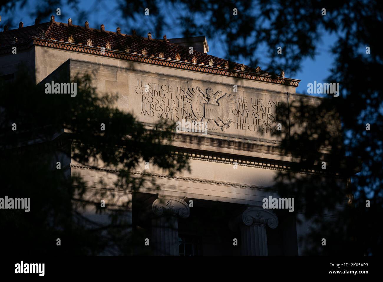 Robert f kennedy doj building hi-res stock photography and images - Alamy