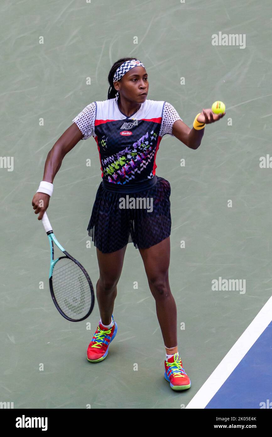 Coco Gauff (USA) competing at the 2022 US Open Stock Photo - Alamy