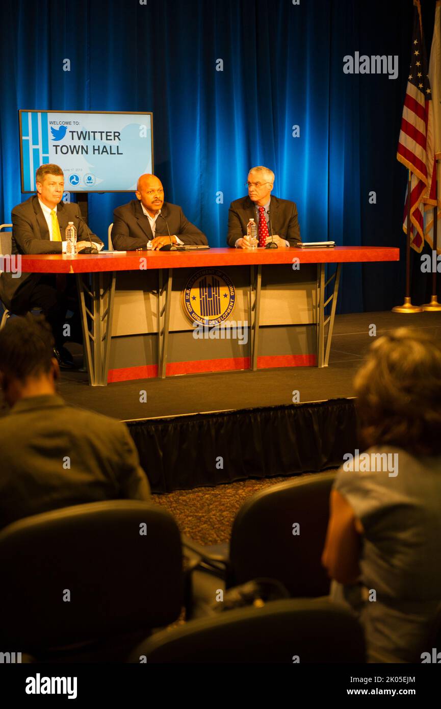 Twitter Town Hall event at HUD headquarters, with Deputy Secretary ...