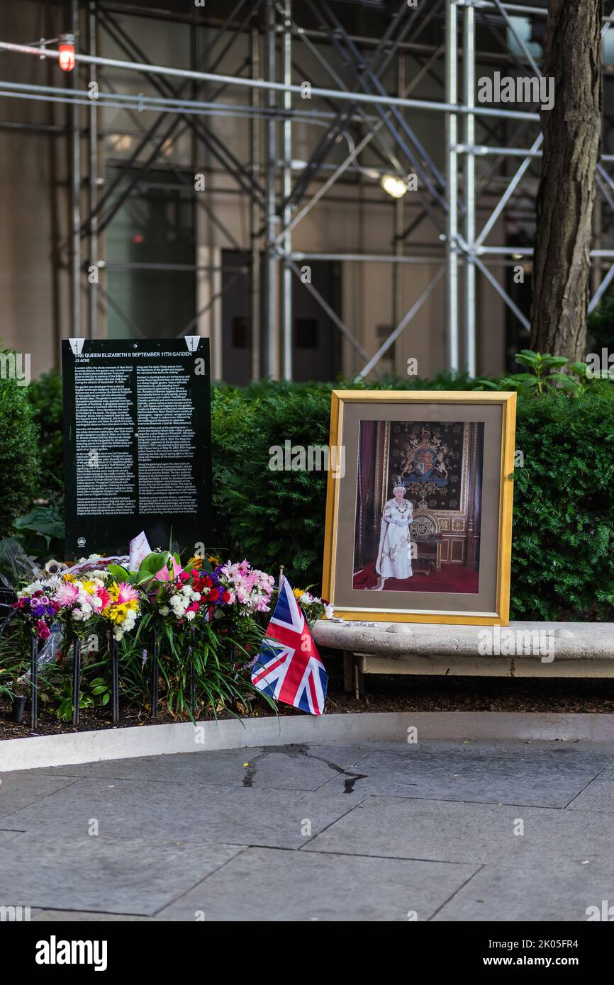 A makeshift memorial for Queen Elizabeth II at The Queen Elizabeth II ...