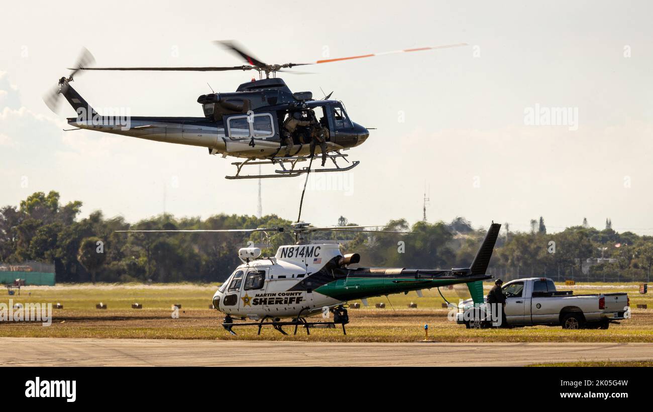 The incredible Stuart Air Show Stock Photo - Alamy