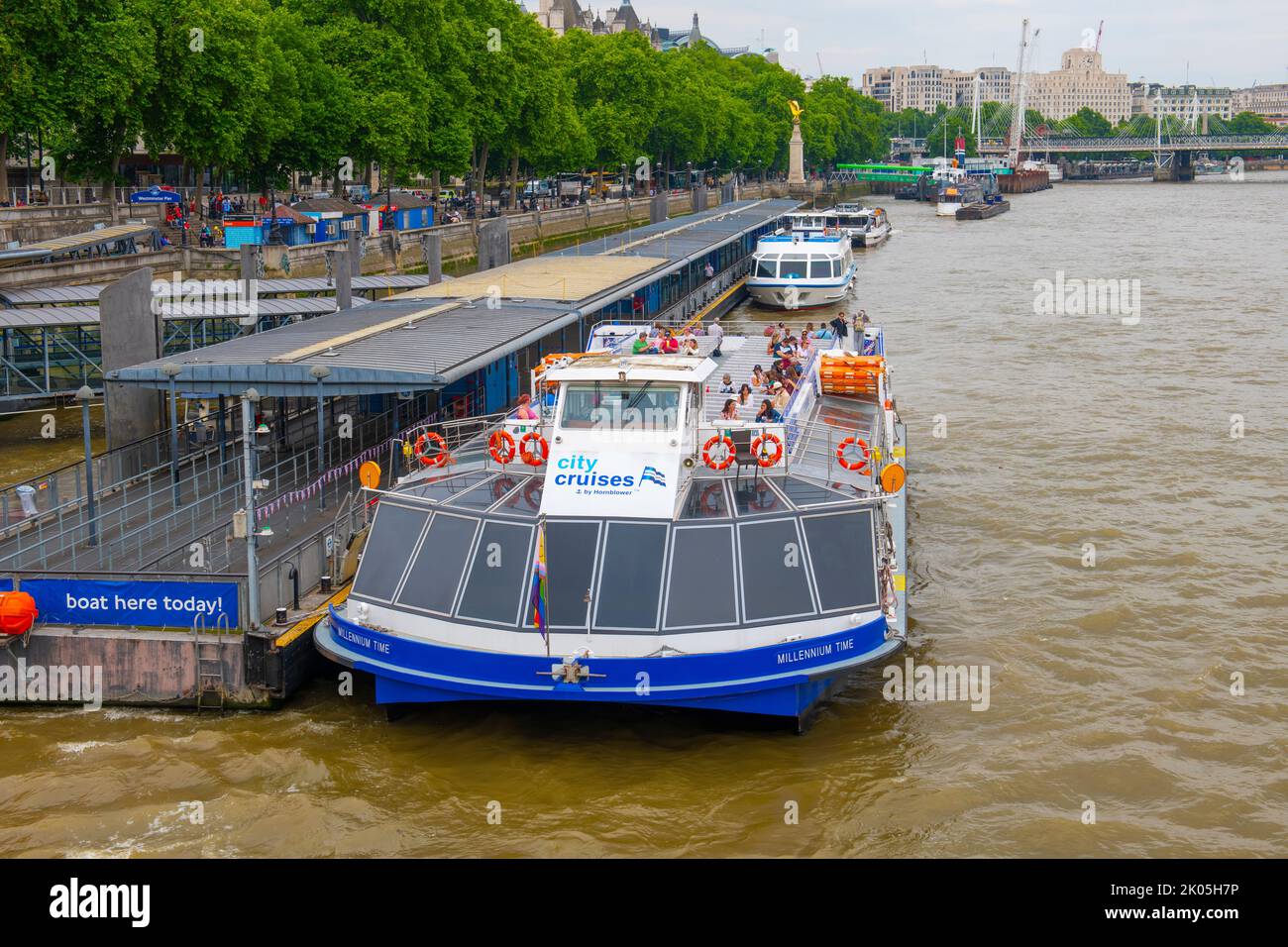 City Cruises by Hornblower Millennium Time ship docked at Westminster ...