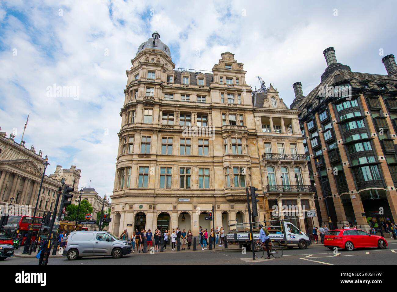 Westminster government office building at 1 Parliament Street at Bridge ...
