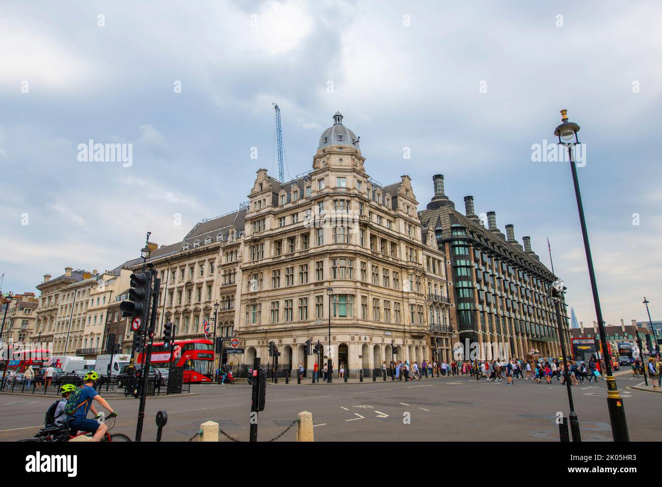 Westminster government office building at 1 Parliament Street at Bridge ...