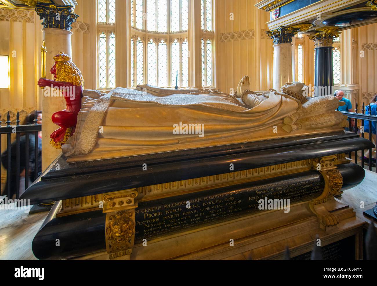 Mary, Queen of Scots tomb in Lady Chapel in Westminster Abbey. The ...