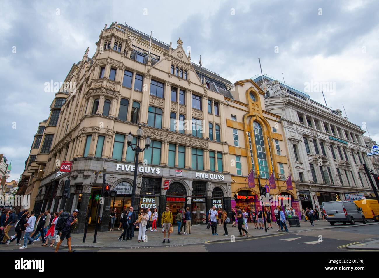 Historic commercial building at 7 Coventry Street at Piccadilly Circus ...