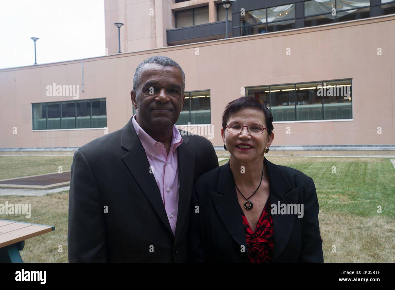 HUD Senior Executive Service (SES) personnel group shot with Deputy ...
