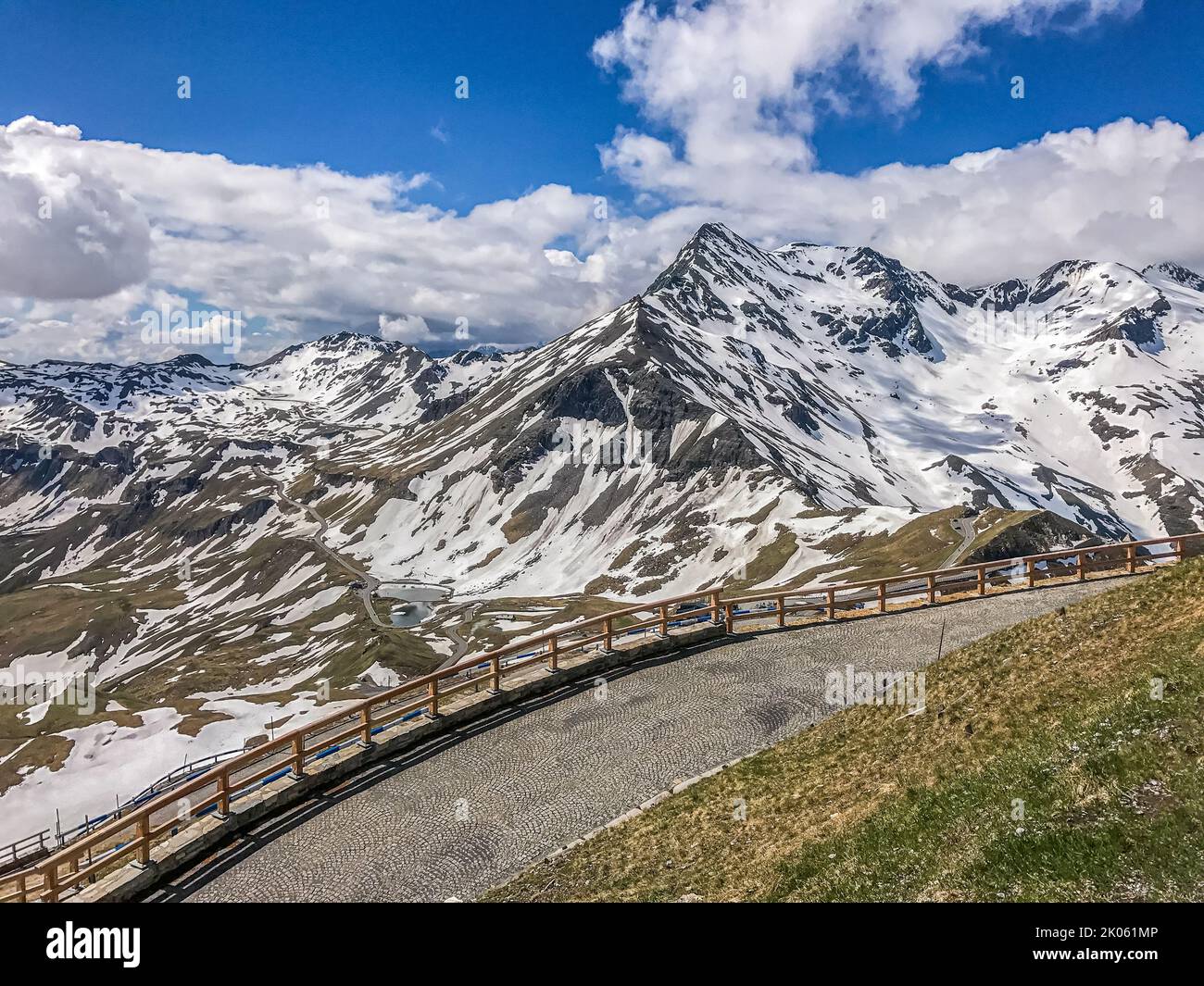 Road on mountains background. Outdoor landscape. Outdoor frost scene ...