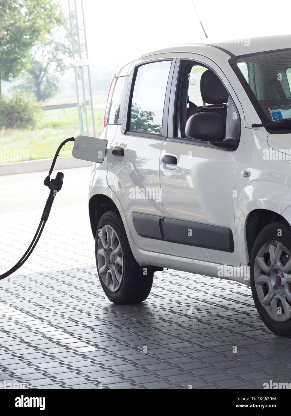 LPG gas filling stations and cars Stock Photo - Alamy