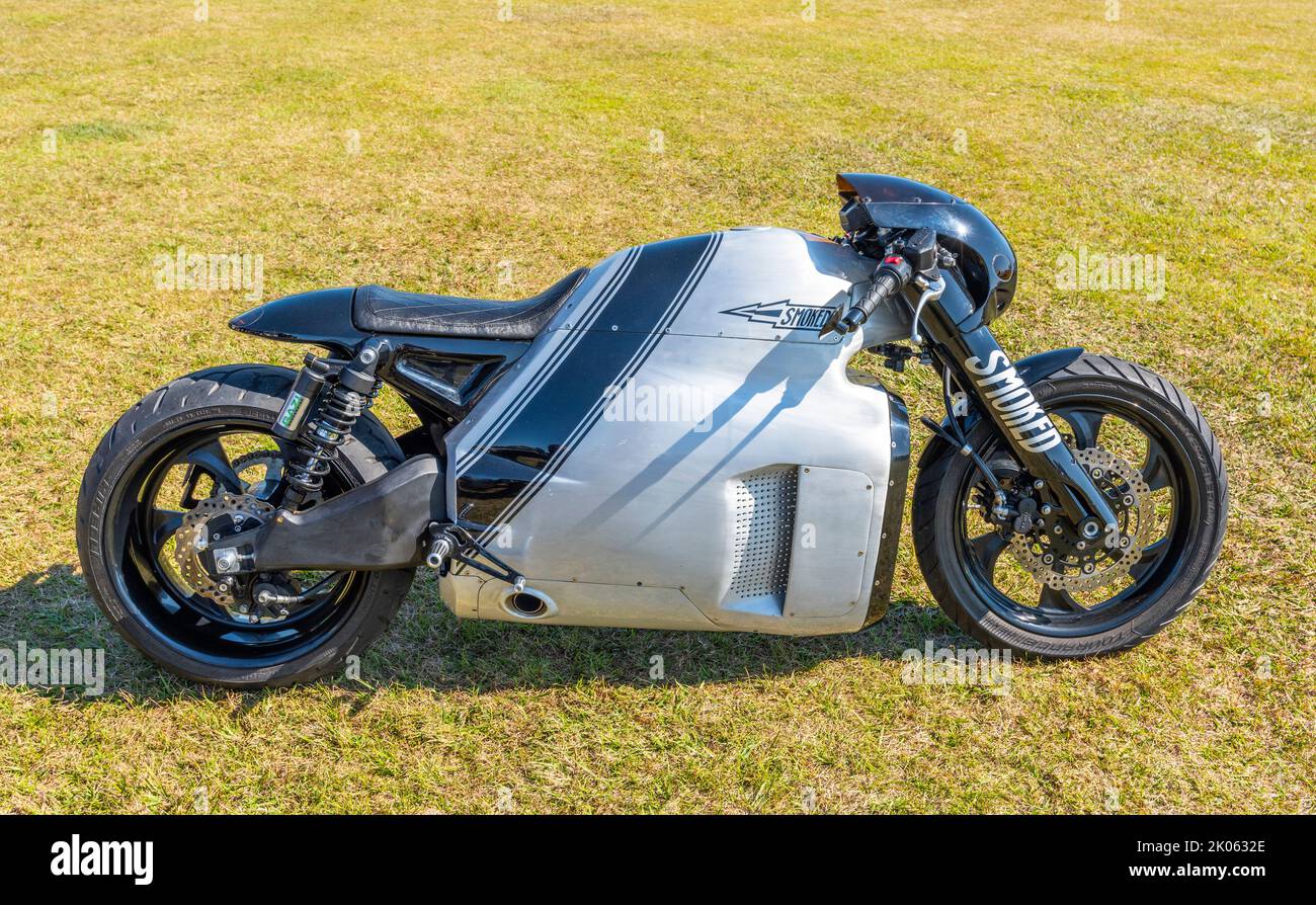 triumph ghost custom motorcycle inspired by the otherworldly lotus C ...
