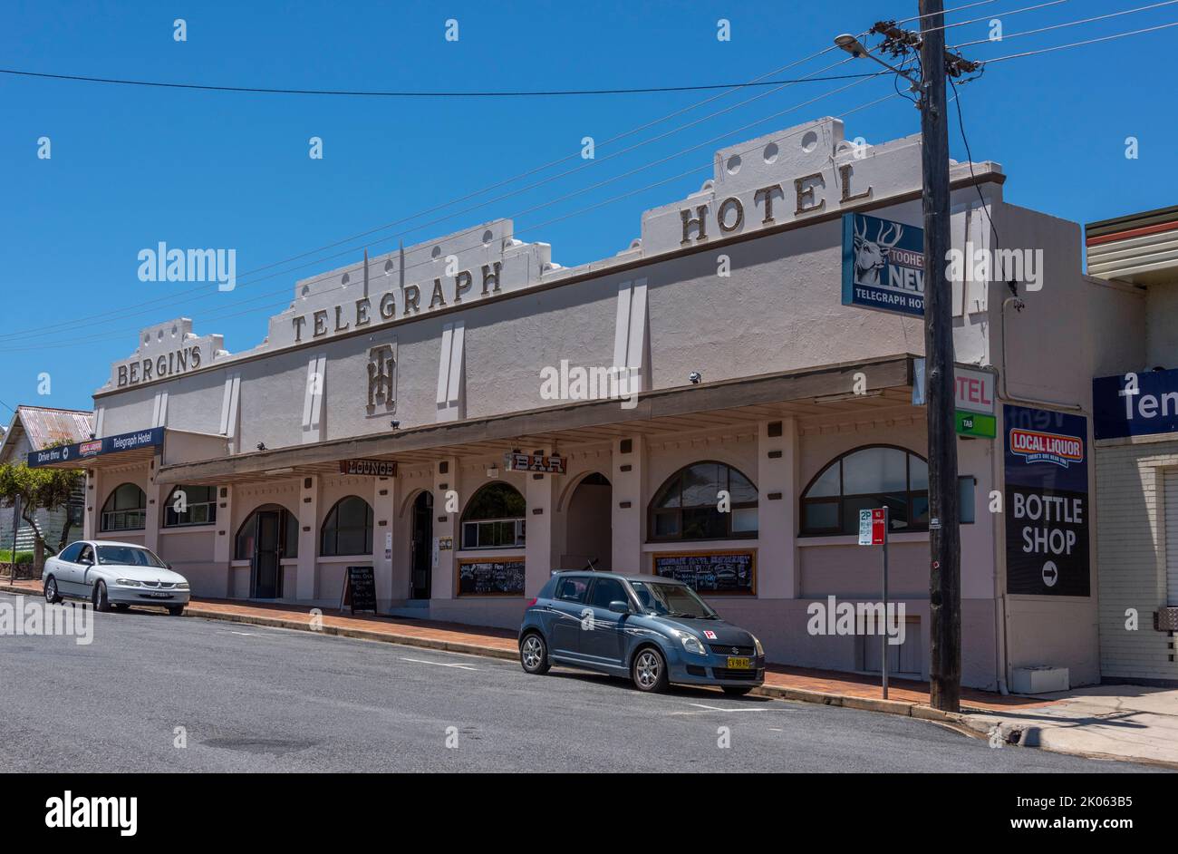 Bergin's Telegraph Hotel in Tenterfield N.S.W Stock Photo - Alamy