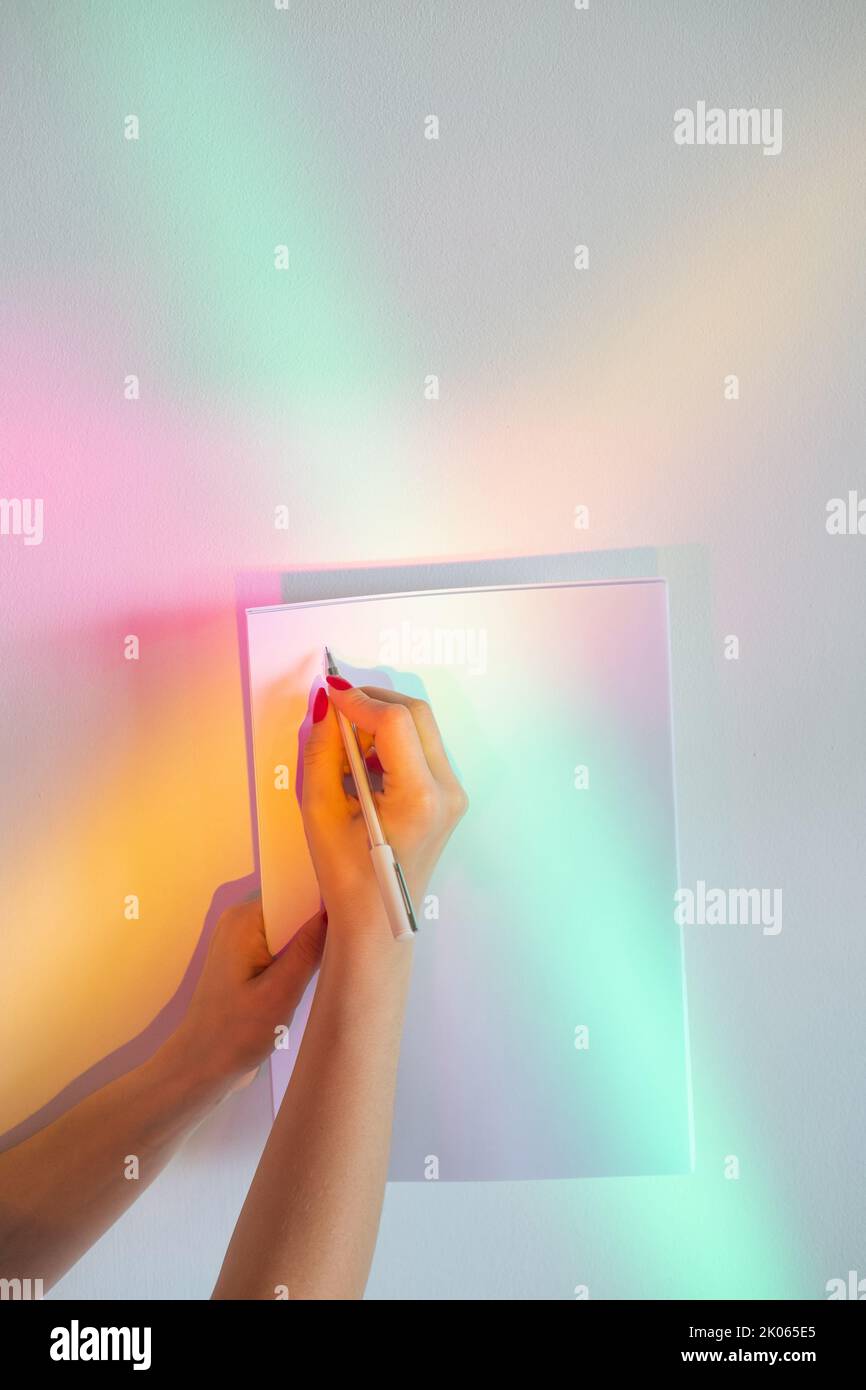 make notes important information study education Stock Photo - Alamy